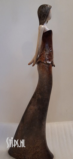 Ilaria Elsa | Beelden, Gallery Art | Beelden, Gallery Art - stips.nl