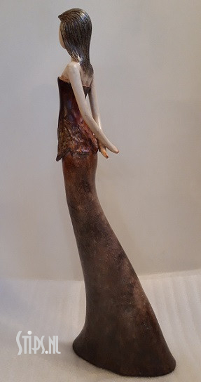 Ilaria Elsa | Beelden, Gallery Art | Beelden, Gallery Art - stips.nl